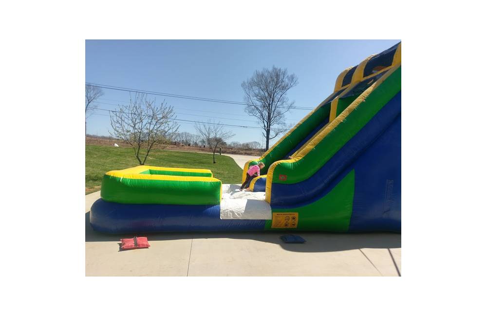 20ft Fast Straight Slide | Mr. Bounce Inflatable Rentals